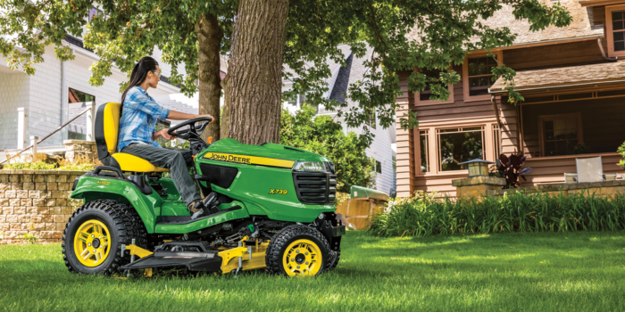 Un tracteur à gazon John Deere pour chaque besoin | Agritex